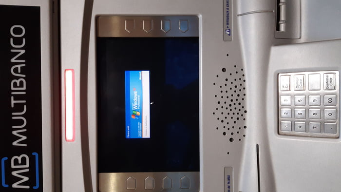 Windows XP ATM - 9GAG
