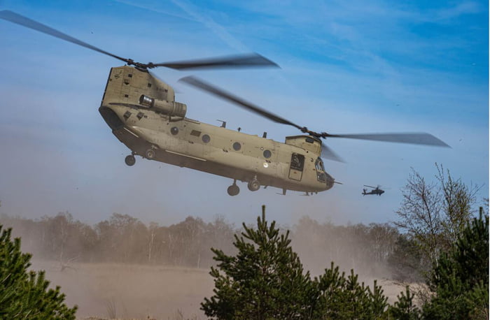 Germany will invest 8billion and has confirmed purchase of 60x Chinook ...
