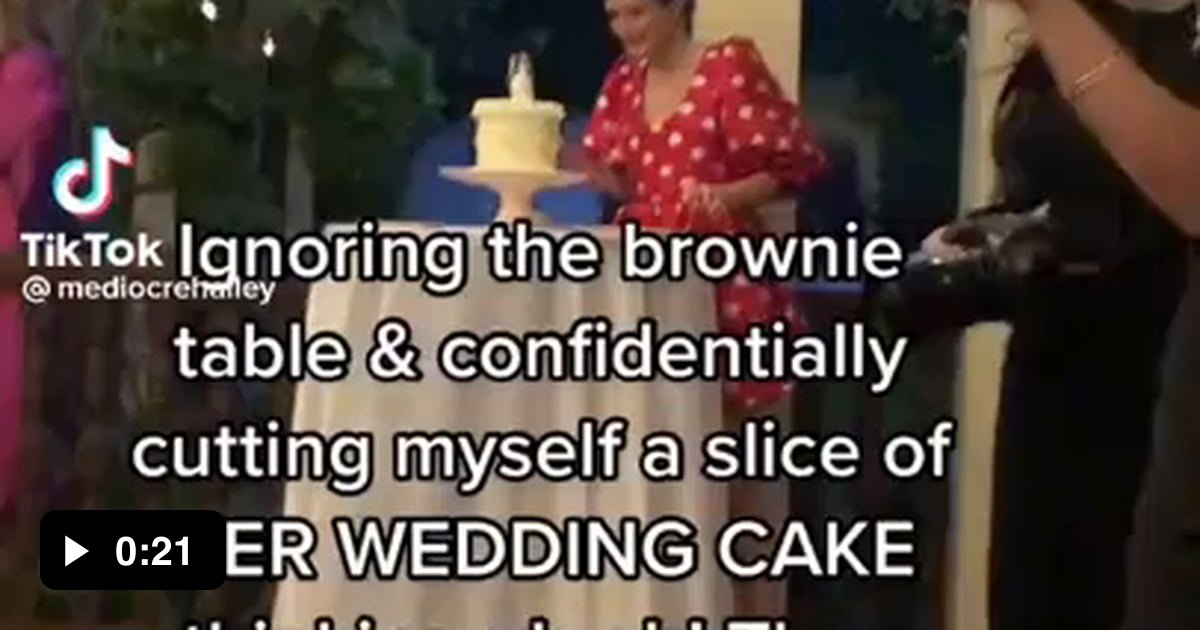 Woman eats her friend's (bride's) wedding cake - 9GAG