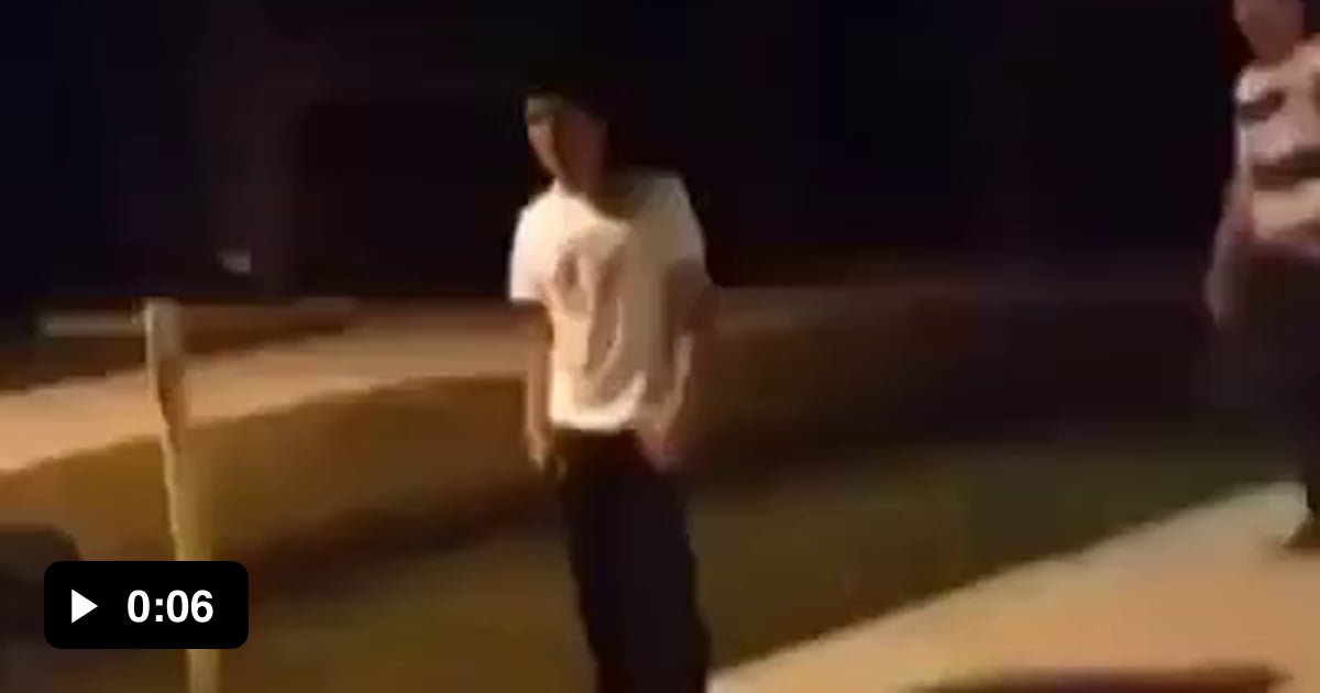 The referee is fabulous - 9GAG