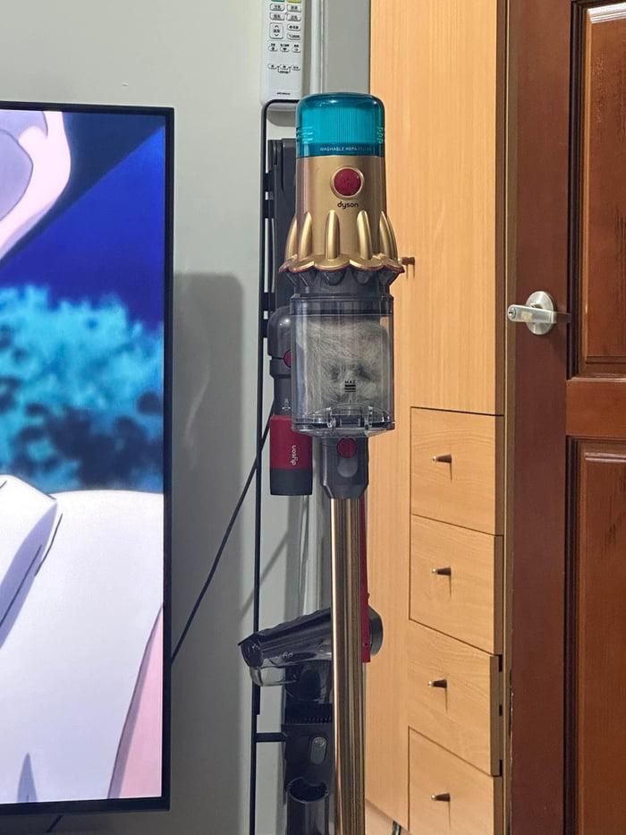 My dogs spirit manifested inside the dust bin of my Dyson - 9GAG