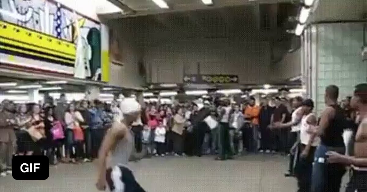 We have another dancer. - 9GAG