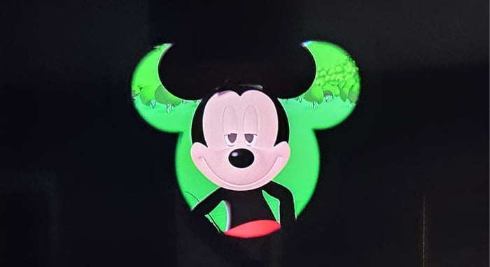 Subliminal messages on Mickey Mouse's Clubhouse - 9GAG