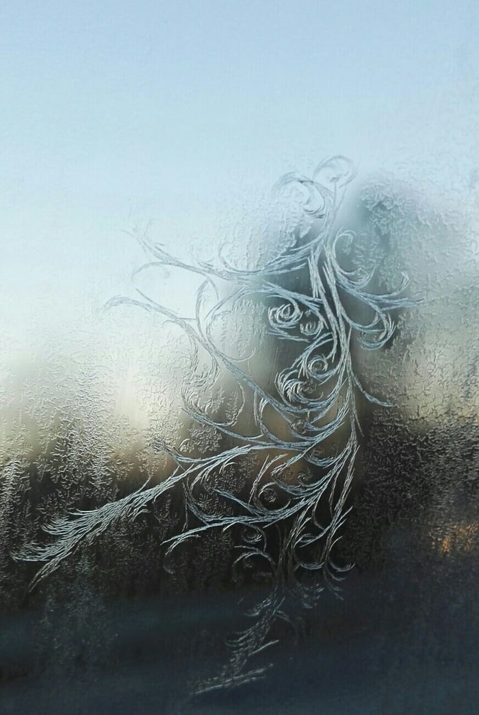 Frozen window - 9GAG