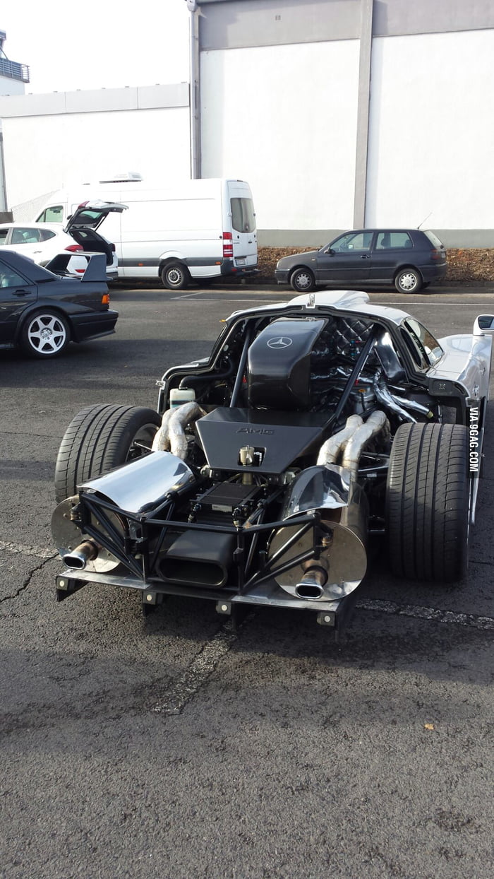 I worked with this beauty yesterday. 1 of 25 clk gtr - 9GAG