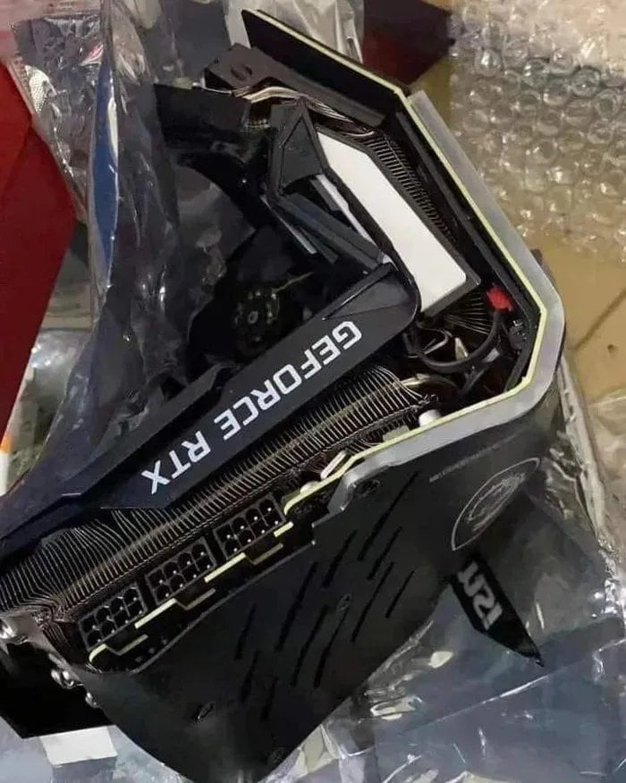 The perfect graphic card designed for curved monitors. - 9GAG