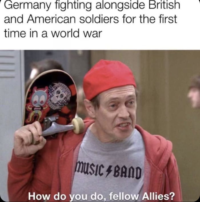 When the old wizard tries to befriend the roguish bard - 9GAG