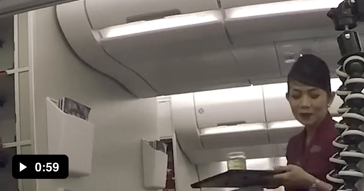 Seandainya saya jd Bruce Wayne, mgkn kehidupanku akan dilayanin kayak ...