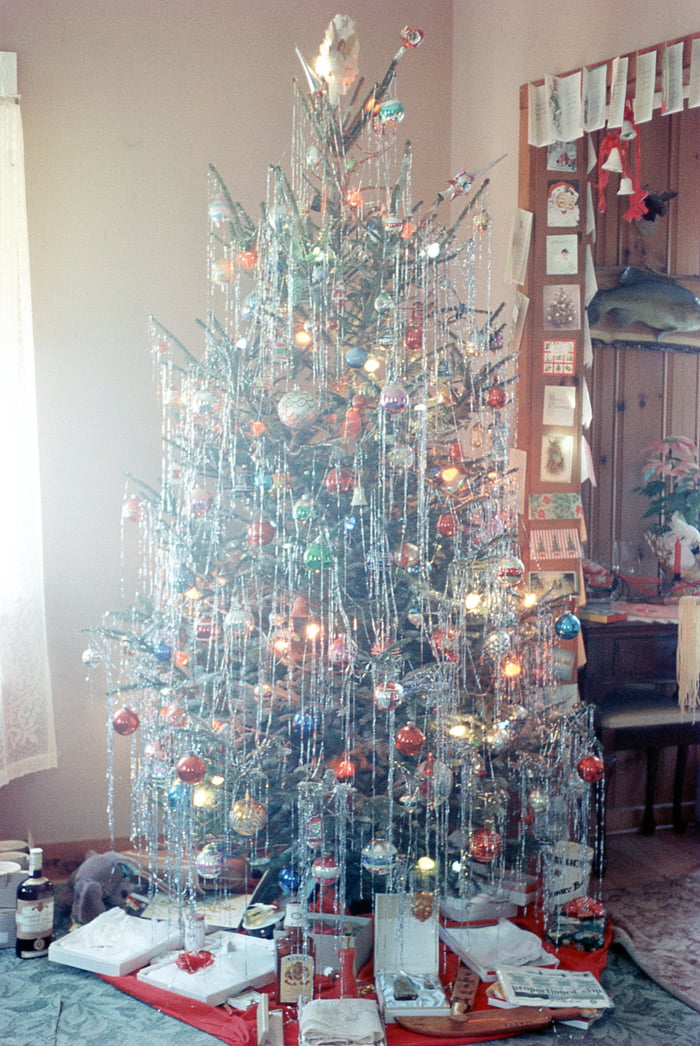 Vintage Christmas 1958 - 9GAG