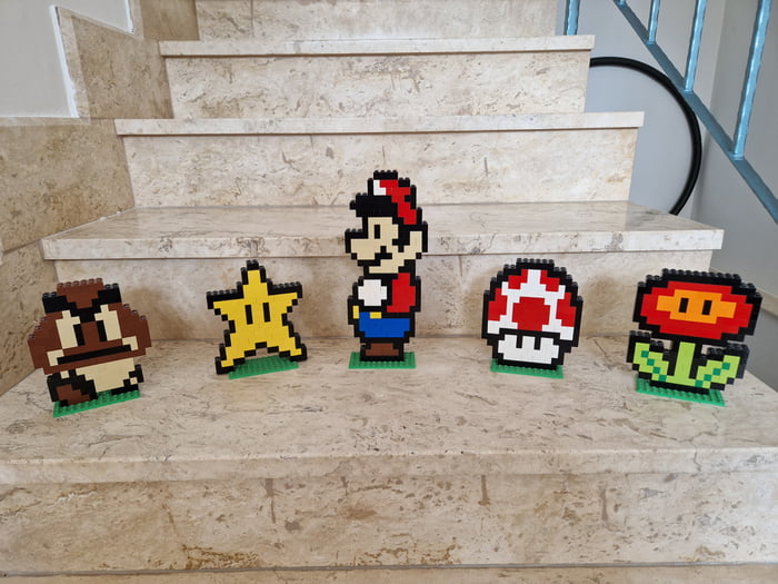 Lego 8 bit SNES Mario - 9GAG