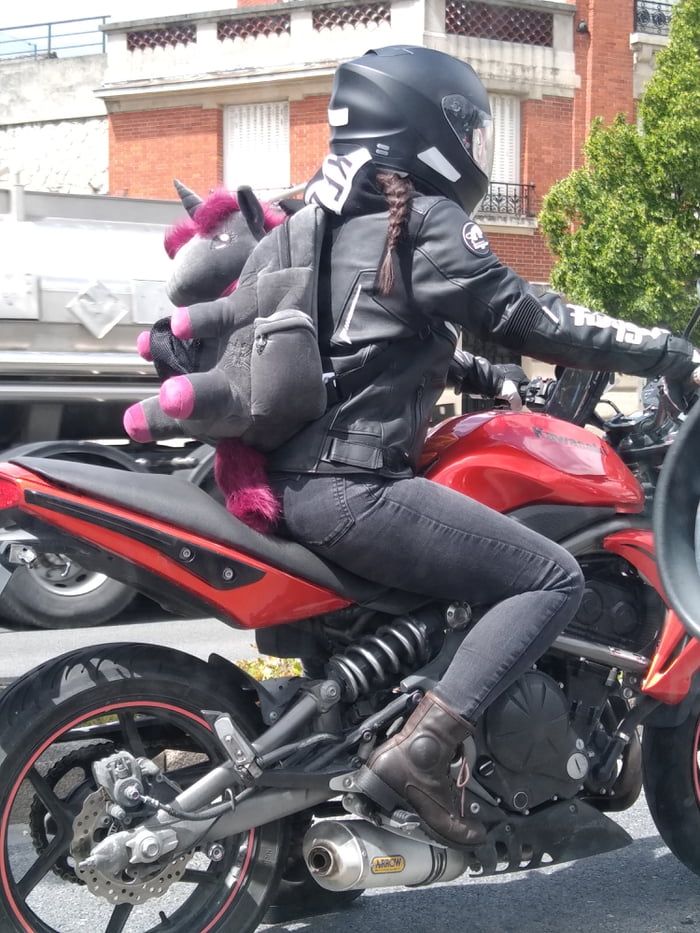 Nice back pack! - 9GAG