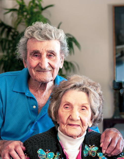 Oldest Living Married Couples- 86 Proud Years - 9GAG