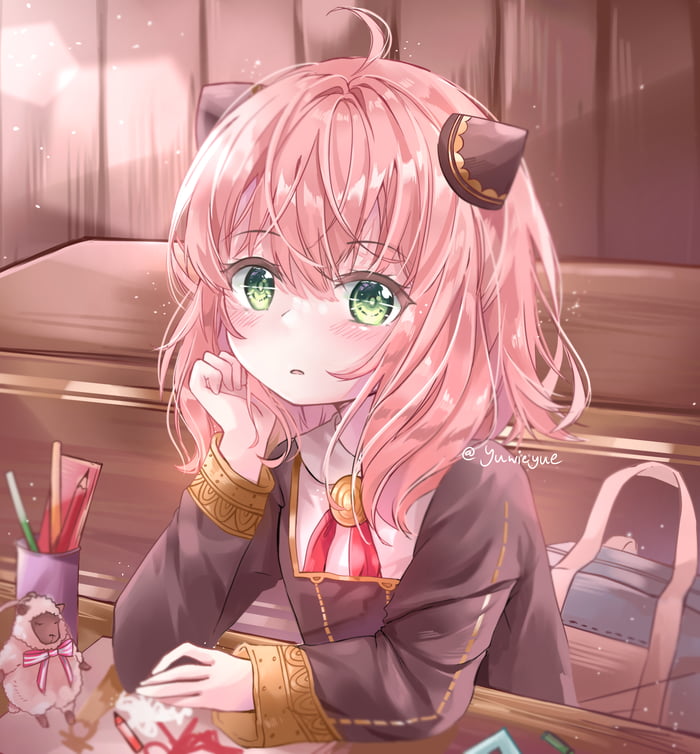 Anya in class - 9GAG