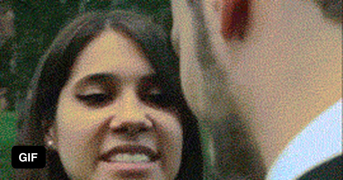 Look right here. - 9GAG