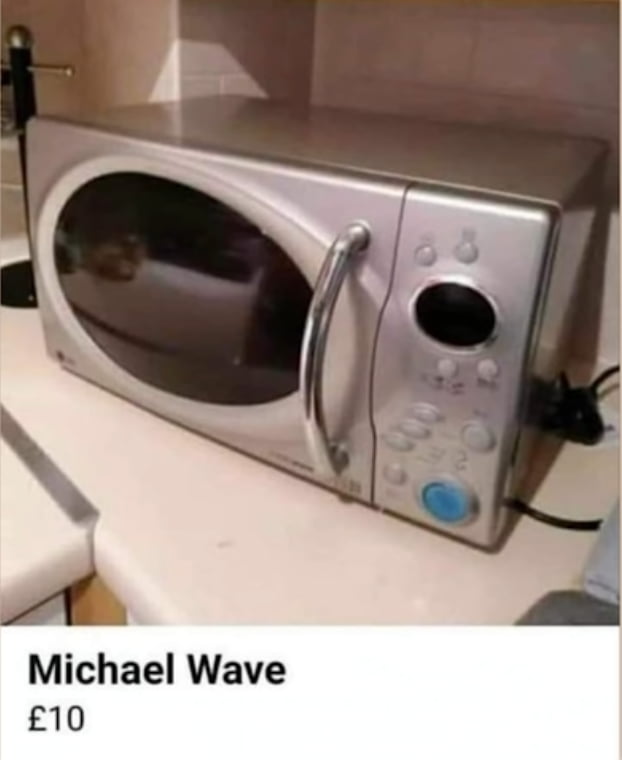 Michael Wave - 9GAG