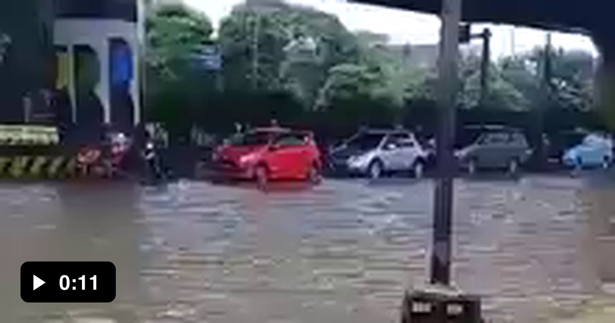 Monsoon season in thailand - 9GAG