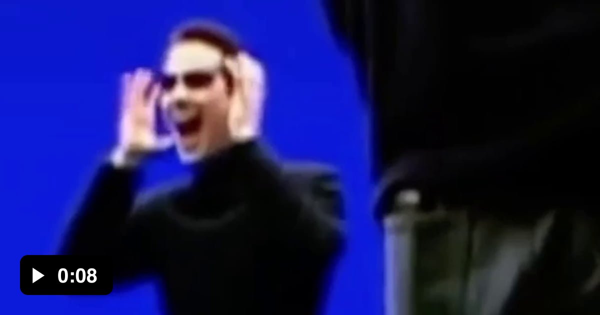 Keanu Reeves shooting a scene in The Matrix - 9GAG