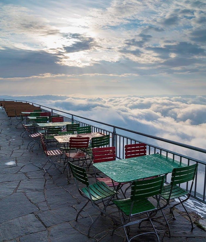 A cafe above the clouds in Switzerland - 9GAG