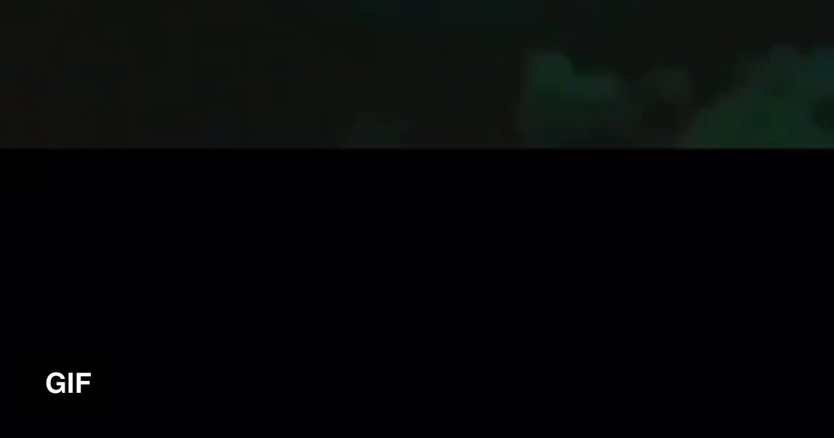 Slow moving Meteor above Monterrey, Mexico. - 9GAG