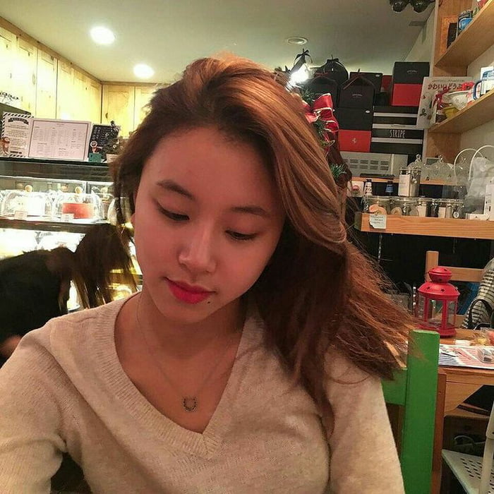 Simplicity is Son Chaeyoung - 9GAG