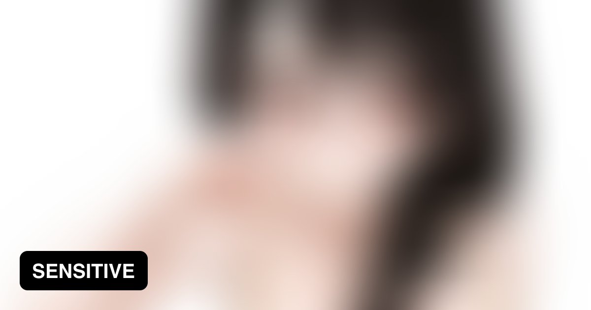 Hanekawa in gold bikini - 9GAG