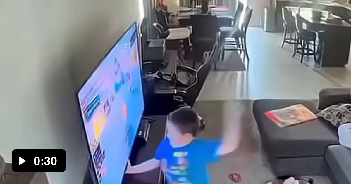 Huge respect kid try turn off and turn on trick - 9GAG