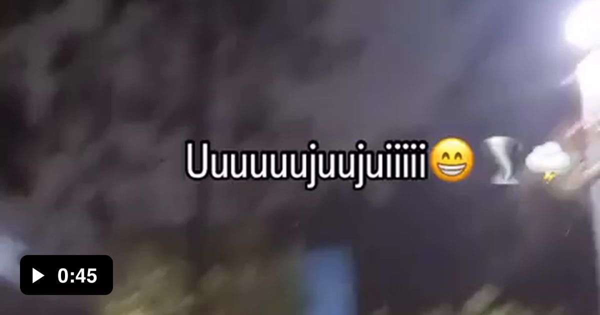 Enjoying the Rain - 9GAG