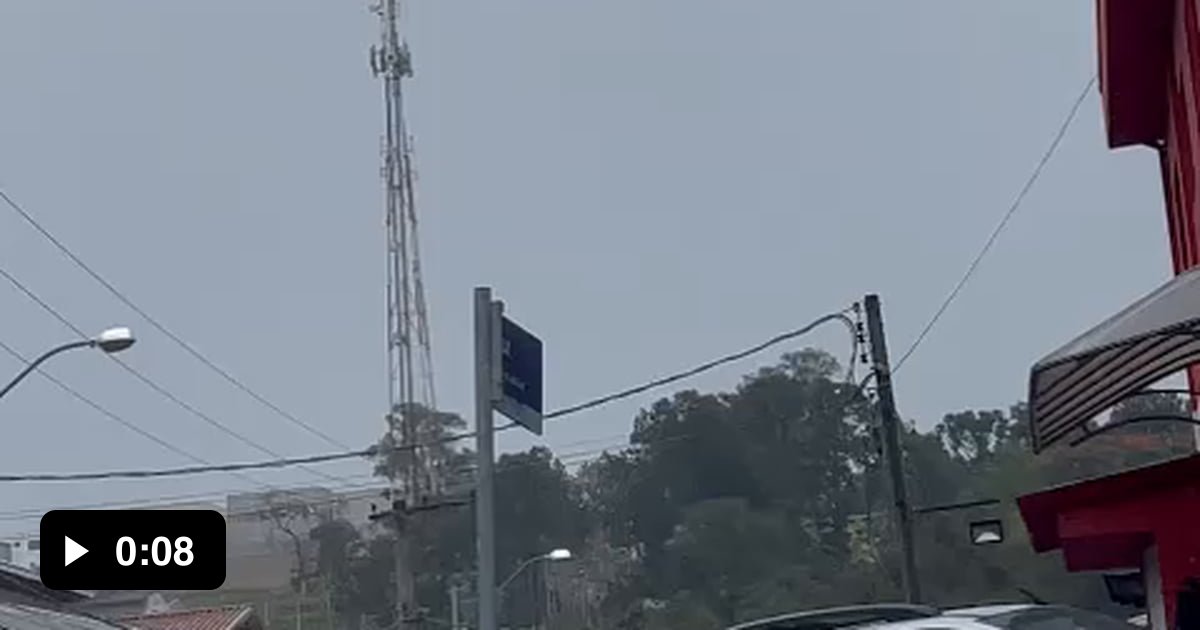 An ATR-72 With 62 passengers abordo crashes in São Paulo - Brazil - 9GAG