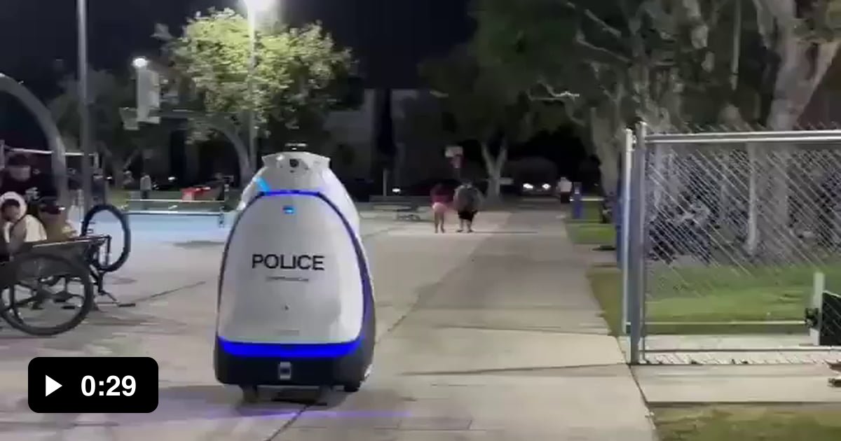 Robot police in patrolling La that films and reports activities - 9GAG