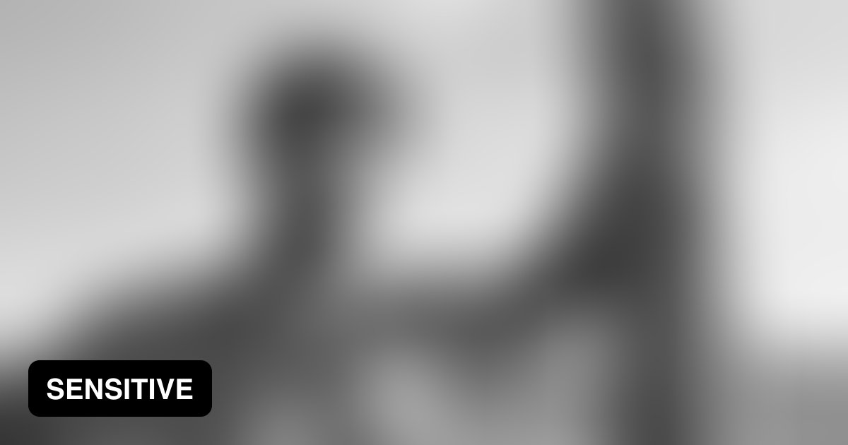 He's fine af. - 9GAG