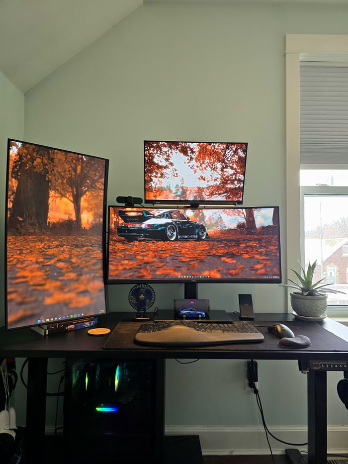 Gaming & productivity workstation - 9GAG