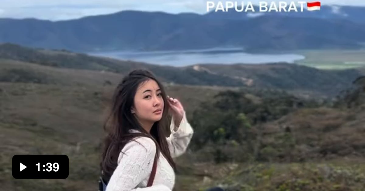 Bunga dari Papua - 9GAG