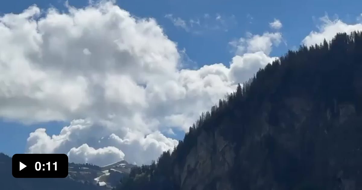 A smooth landing - 9GAG