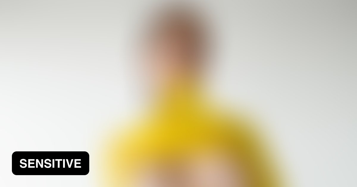 Amazing nipples ..... almost perfect - 9GAG