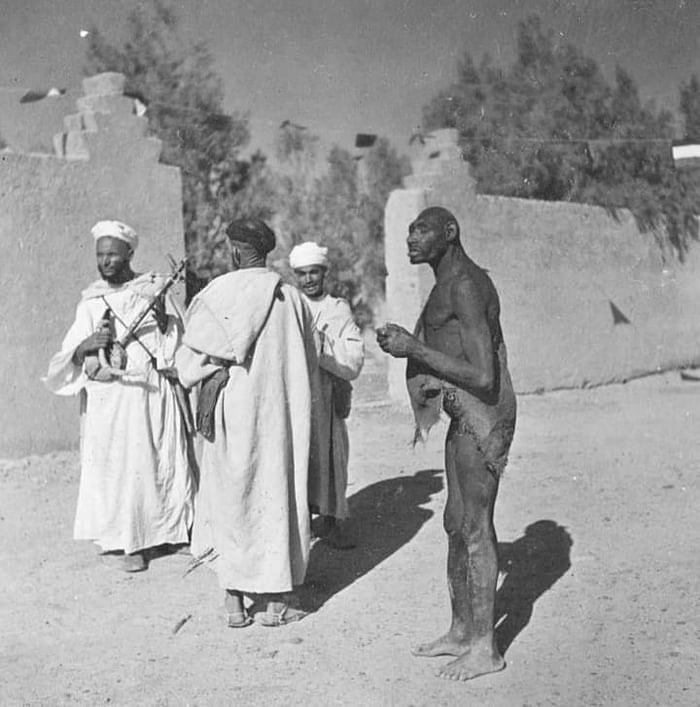 Azzo Bassou, a mysterious man living in Morocco in 1931. - 9GAG