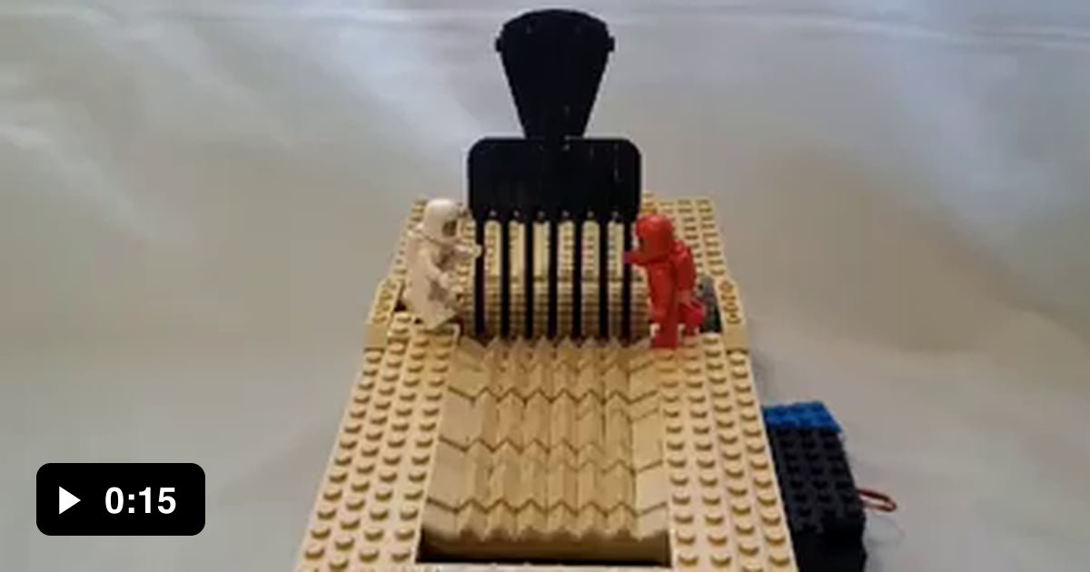 Comb the Desert in Lego! - 9GAG