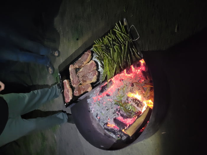 Did somebody say bbq? - 9GAG