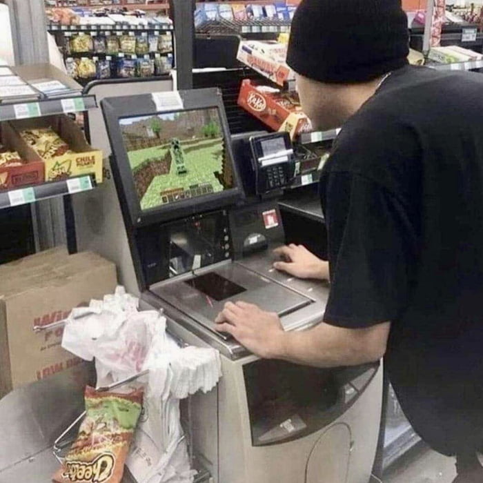 Those self checkouts have only old games - 9GAG