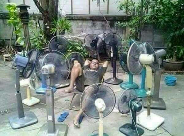 He's surrounded by fans. Such famous person - 9GAG