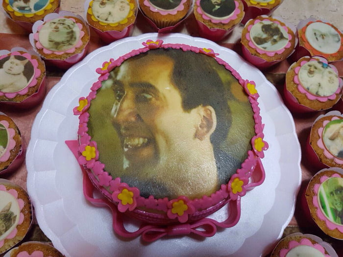 Nic Cake - 9GAG