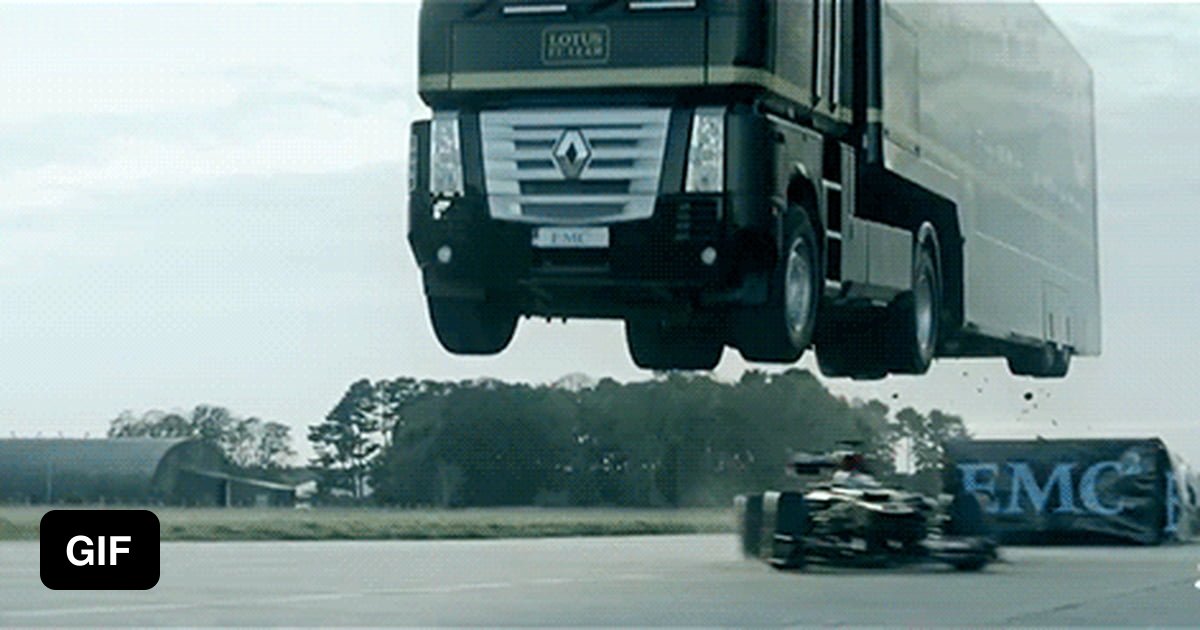 Truck jumping over a Formula 1 car at full speed - 9GAG