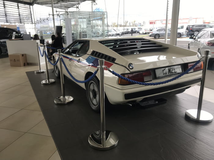 BMW m1 only 399 made for public sale - 9GAG