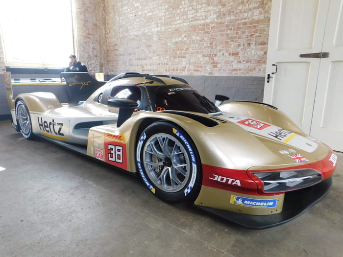 Porsche Singer 963 - 9GAG