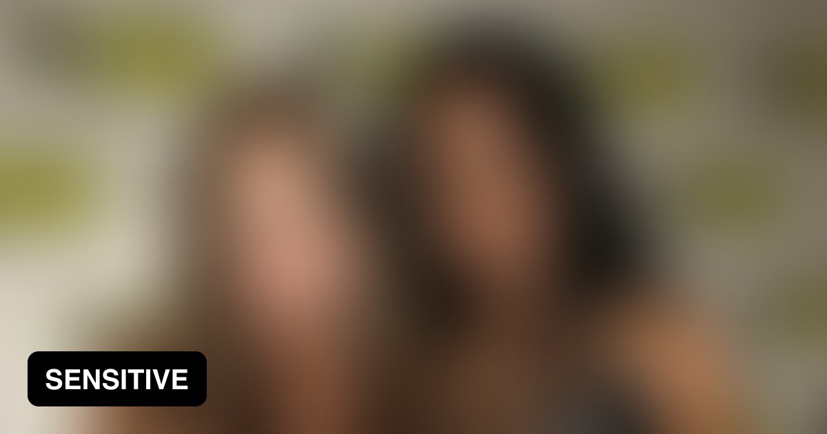 Carmen Electra & Aaliyah (2001) - 9GAG