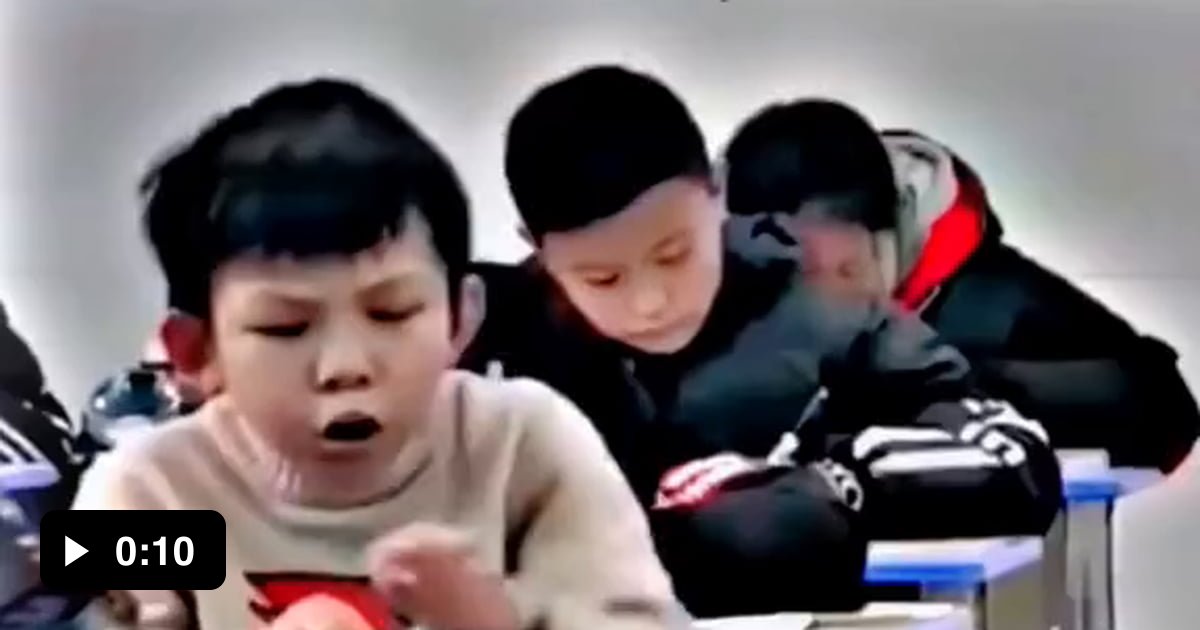 He Made 2 Out Of 22 Correct 9GAG