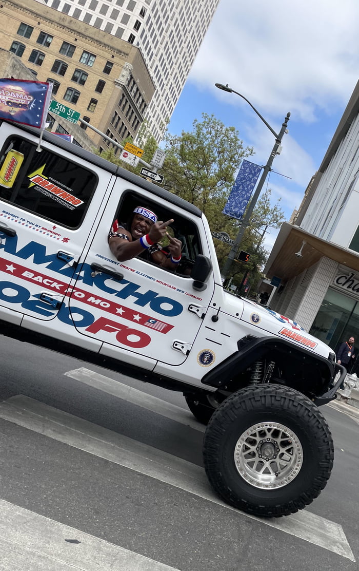 Blessed while at SXSW (President Dwayne Elizondo Mountain Dew Camacho) - 9GAG