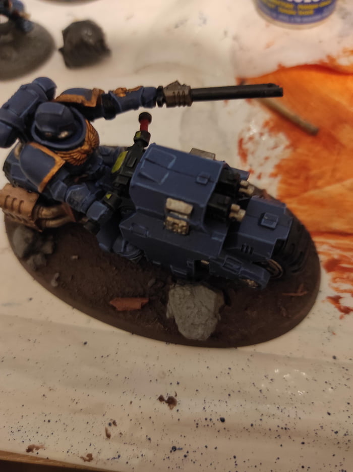 How do you fix gaps on models - 9GAG