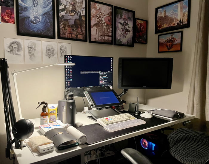 Typical artist setup ? - 9GAG