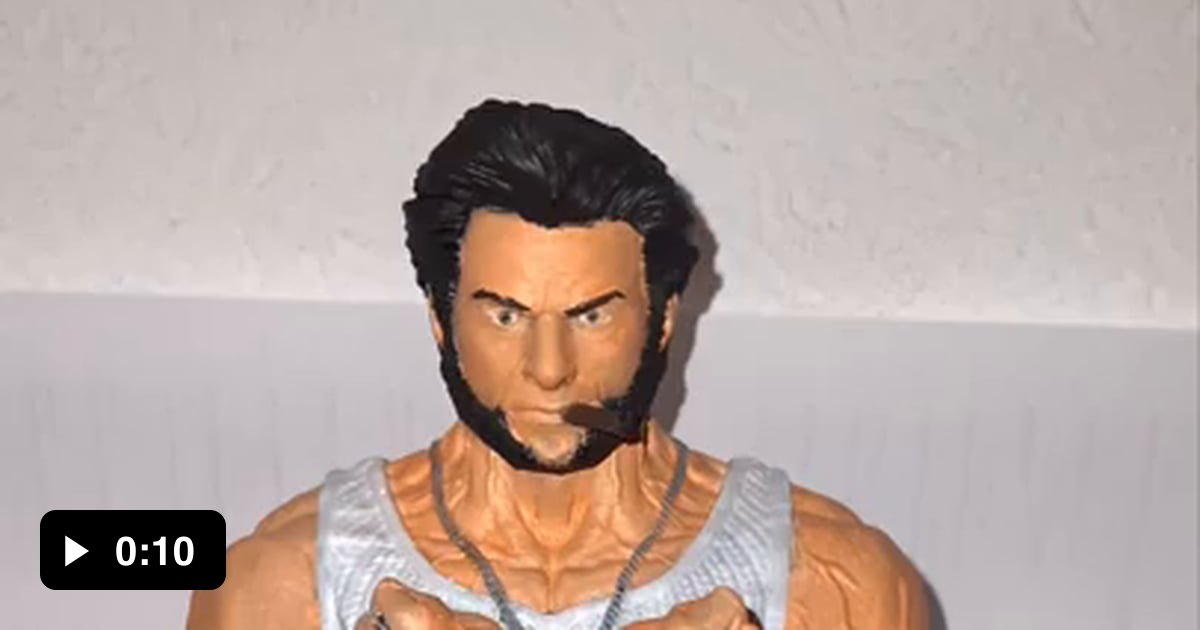 3D printed wolverine with extendable claws - 9GAG