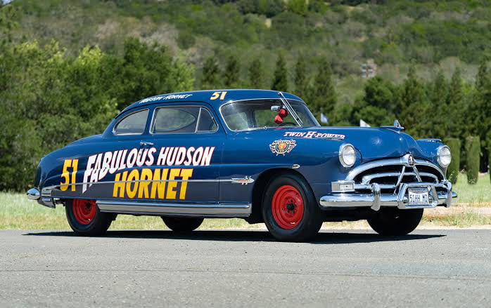 1951 Fabulous Hudson Hornet - 9GAG